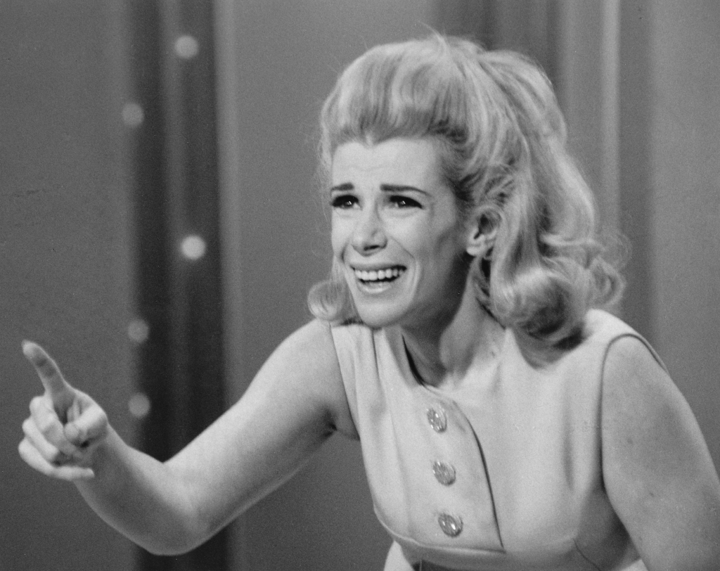 Joan Rivers 1960s Why Did Joan Rivers And Johnny Carson Feud?